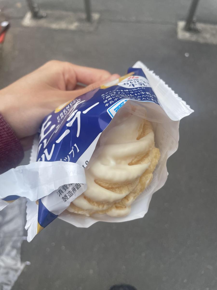 ヤマザキ 生フレンチクルーラー（牛乳ホイップ）の商品ページ