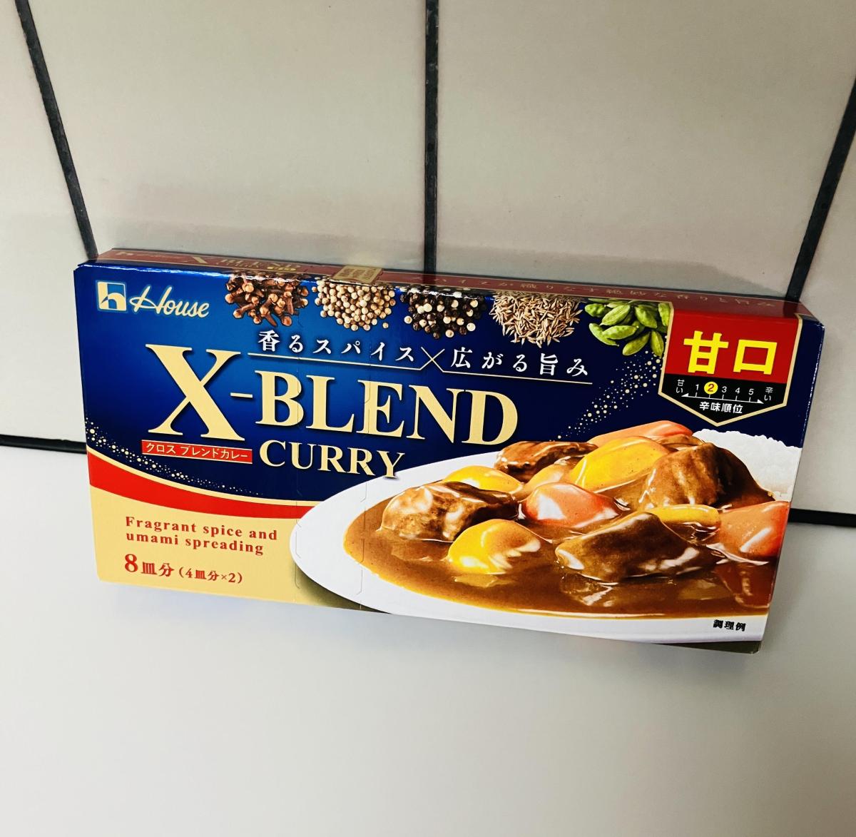 ハウス X－BLEND CURRY（クロスブレンドカレー）の商品ページ